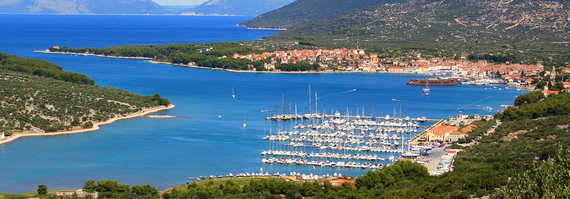 Apartamentos en Cres | AlojamientoCroacia.es